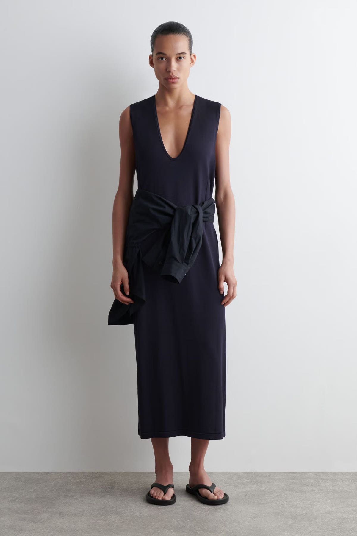 Eva Flip Flops | COS UAE