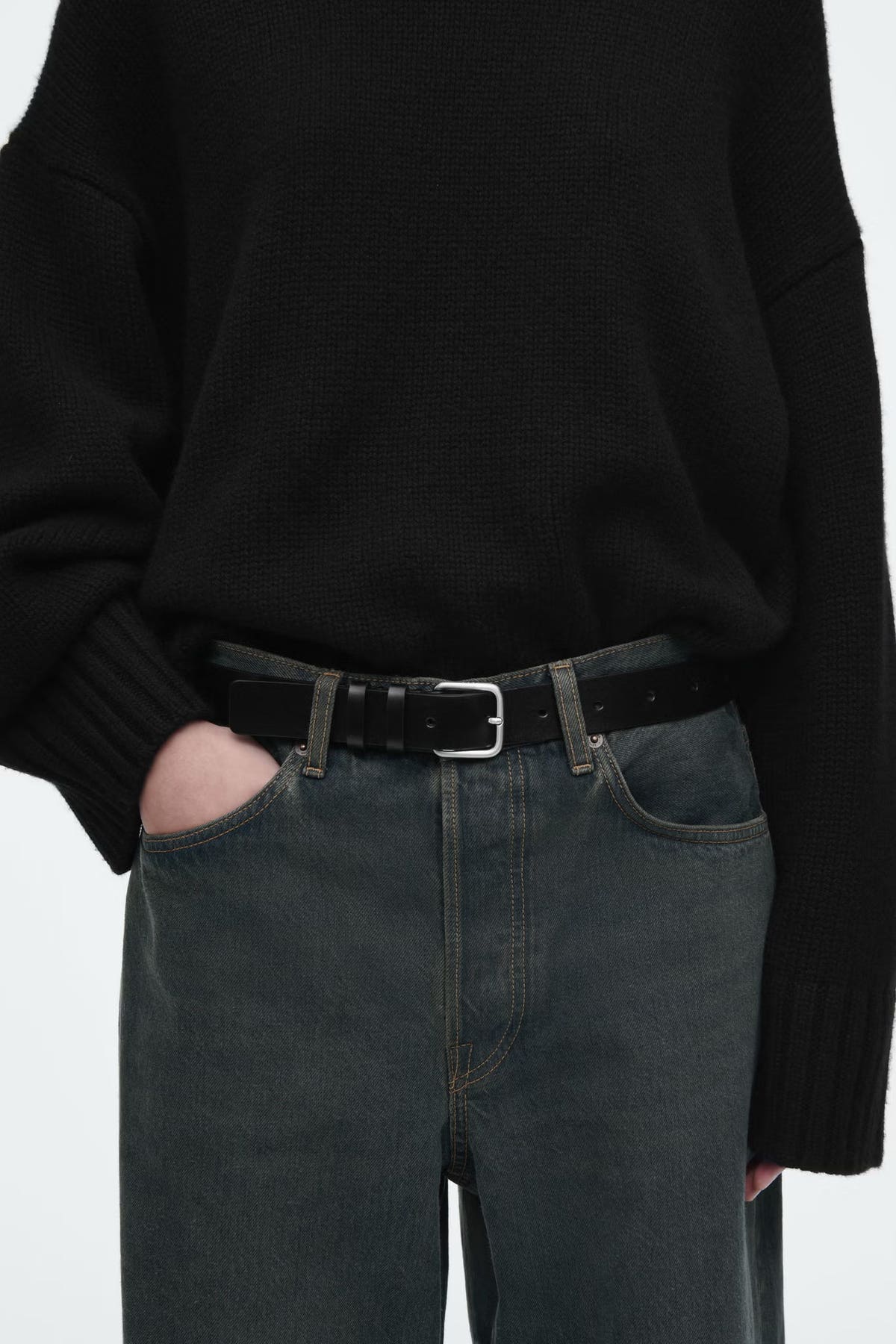 Classic Leather Belt | COS UAE